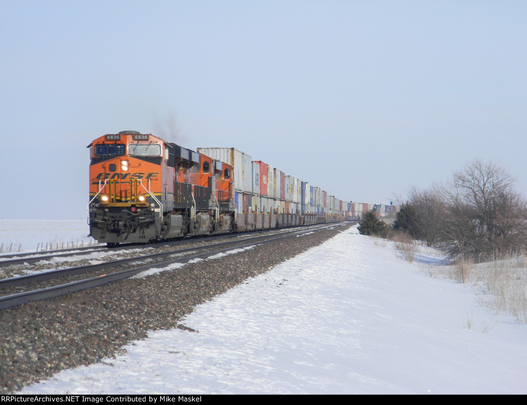 BNSF 6836